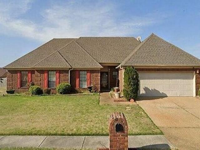 6736 Olivia Forest Dr, Memphis, TN 38141