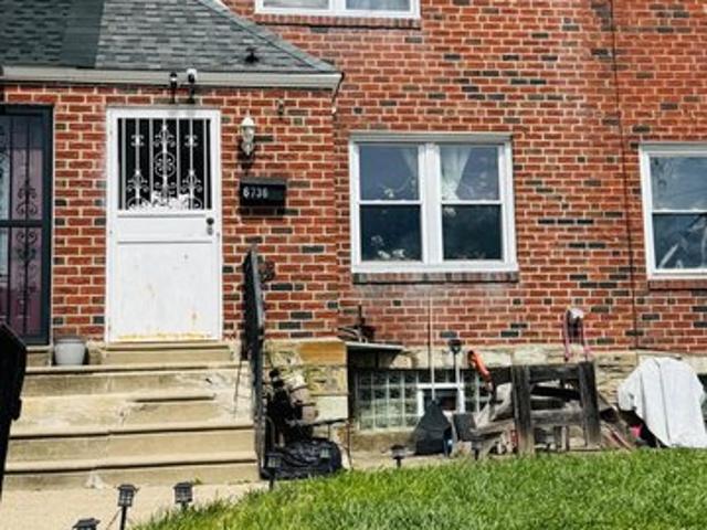 6736 Leonard St, Philadelphia, PA 19149