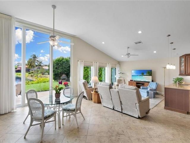 6737 Autumn Woods Blvd, Naples, FL 34109