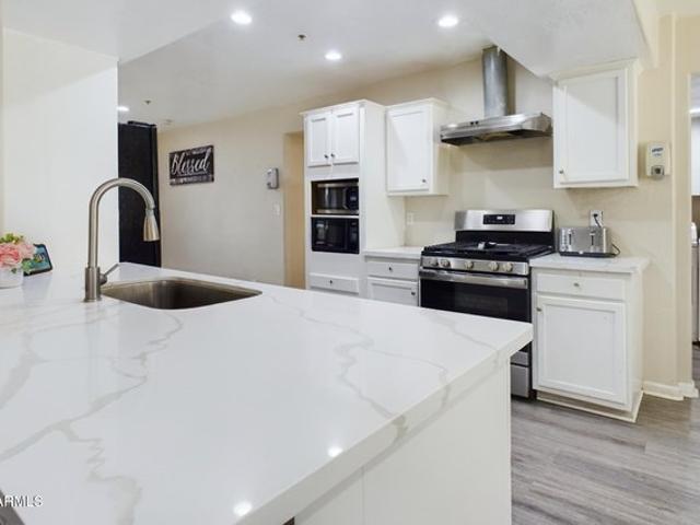 6739 E Sweetwater Ave, Scottsdale, AZ 85254