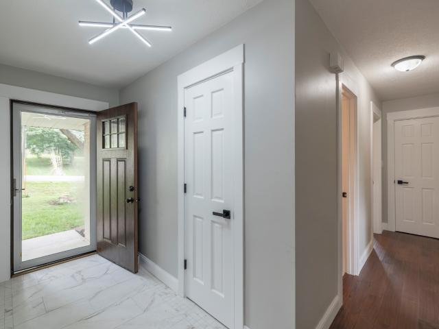 6730 NW Timberline Drive