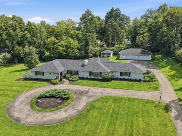 6730 Bennett Rd, Anderson Township, OH 45230