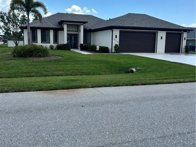 6730 Eagle Tree Ct, North Fort Myers, FL 33917