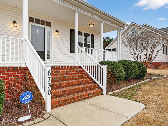 6730 Hemlock Court