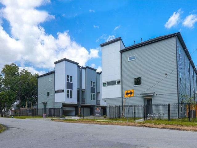 6730 Peerless St Unit D, Houston, TX 77021