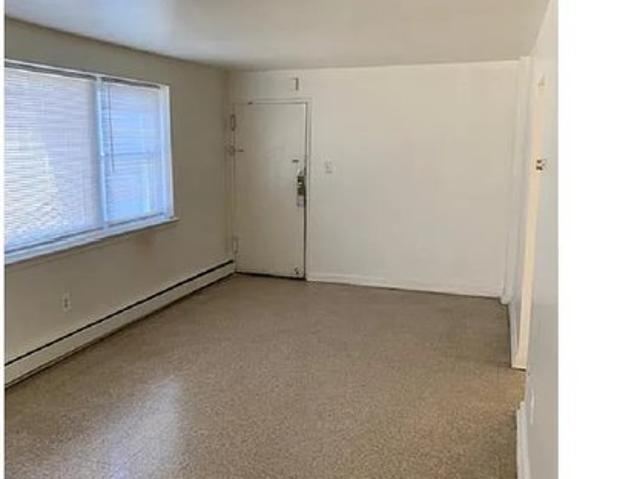 6731 Musgrave St, Philadelphia, PA 19119