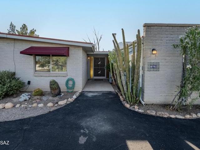 6731 N Sesame Ln, Tucson, AZ 85704