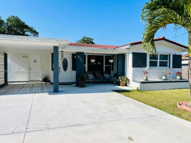 6731 Greene St, Hollywood, FL 33024