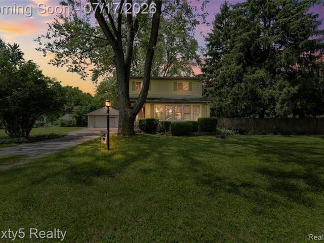 6732 Beech Daly Rd, Taylor, MI 48180