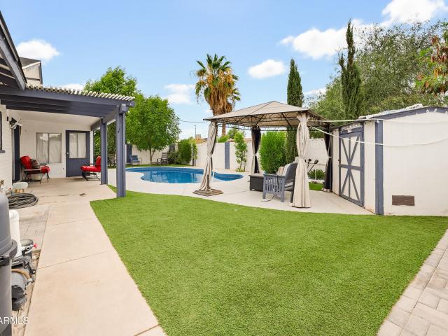 6732 w medlock drive