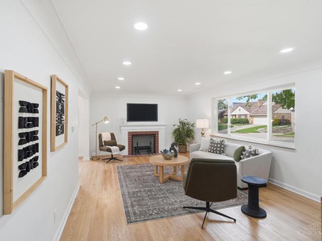 6733 Stoll Lane