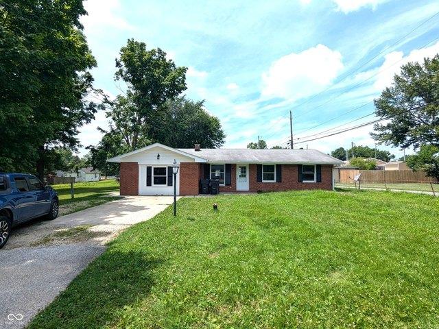 6733 S Cross St, Pendleton, IN 46064