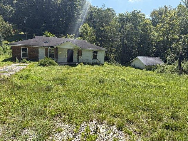 6733 S Wilderness Rd, Mount Vernon, KY 40456