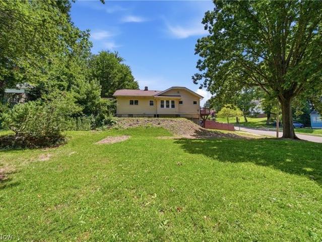 673 Harrison Ave, Akron, OH 44314