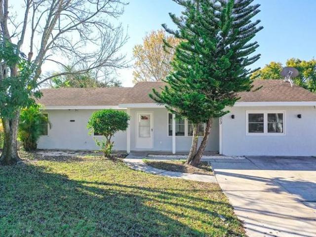 673 Madrid Dr, Kissimmee, FL 34758