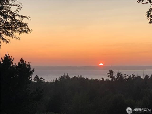 673 Majestic View Lane