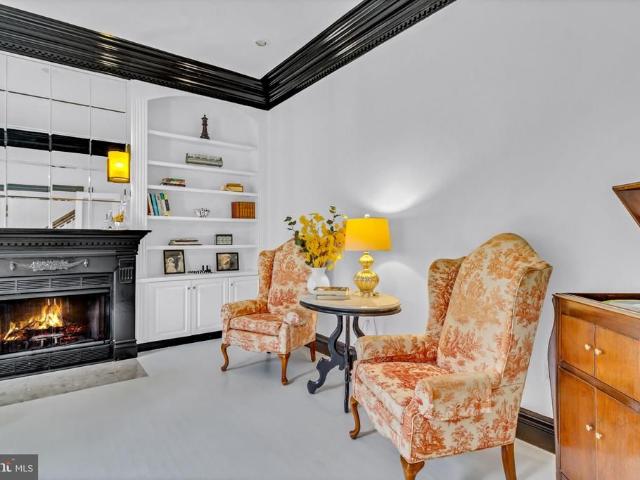673 nugent lane, weems, us, va