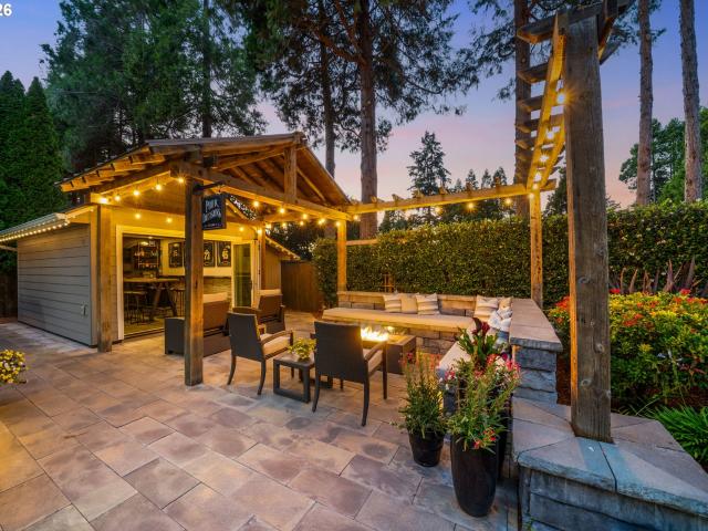 673 shoreline way
