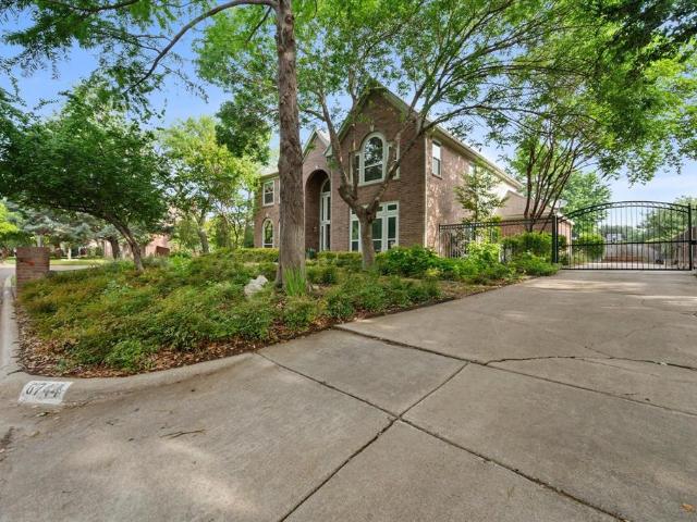 6744 Clear Spring Drive