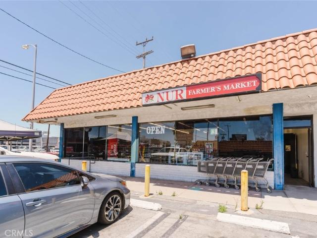 6744 Lankershim Boulevard