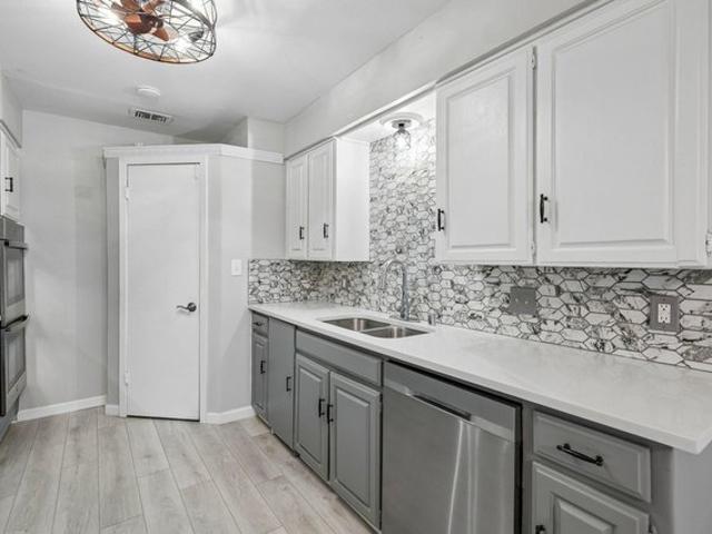 6744 Starnes Rd, North Richland Hills, TX 76182