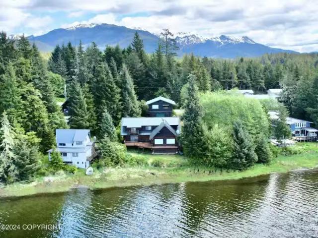 6745 HEMLOCK ST, KLAWOCK, AK 99925 Single Family Residence For.