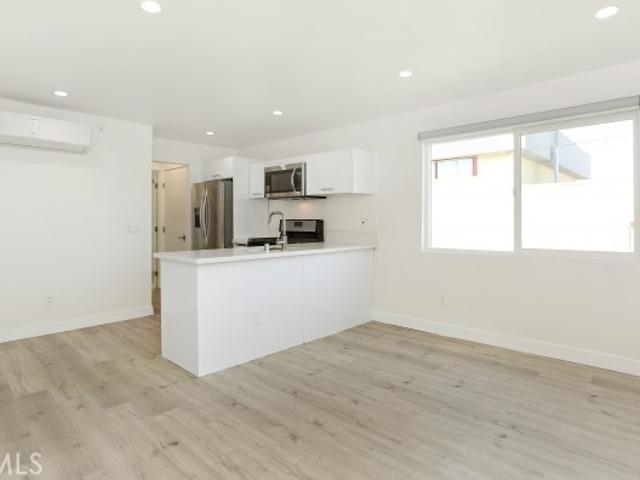 6745 Laurel Canyon Blvd, Unit 206, North Hollywood, CA 91606 | MLS #SR26090 | Compass