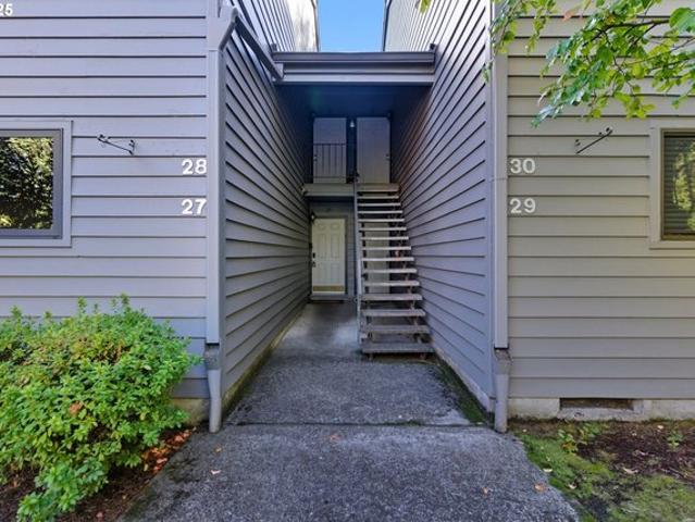 6745 SW Scholls Ferry Rd Apt 29, Beaverton, OR 97008