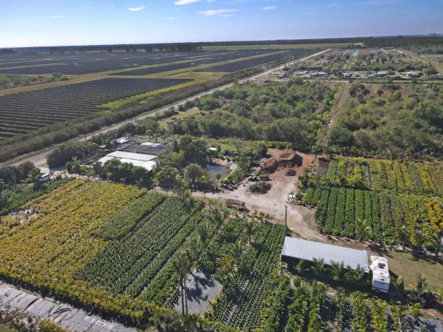 6747 Carol St, Loxahatchee, FL 33470 | MLS #B26045