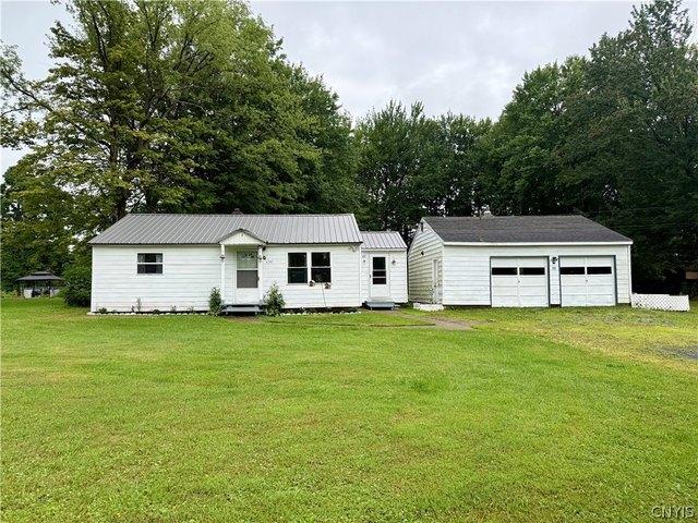 6747 Sutliff Rd, Whitesboro, NY 13492