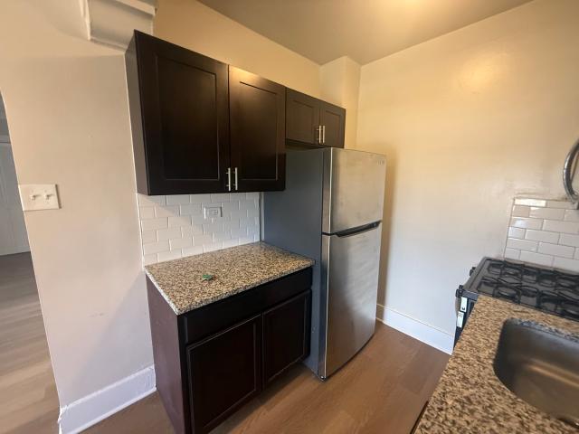6748 N Ashland Avenue # 607
