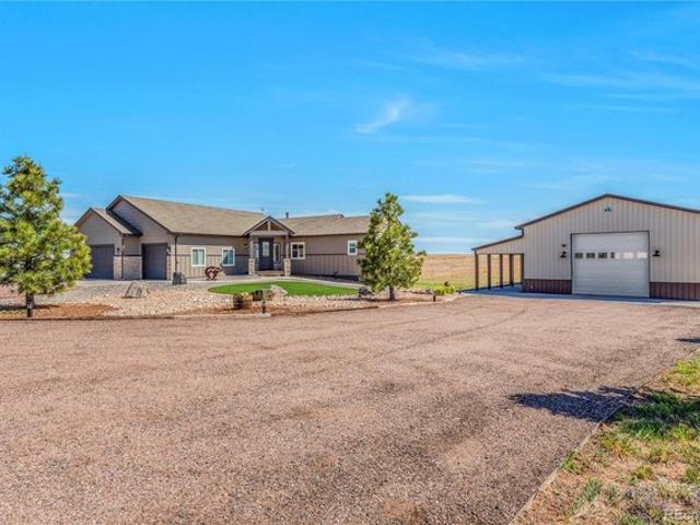 6748 Black Forest Dr, Elizabeth, CO 80107