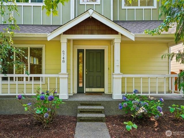 6748 Radiance Blvd E, Fife, WA 98424