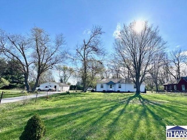 6748 S Curve Ridge Rd, Terre Haute, IN 47802