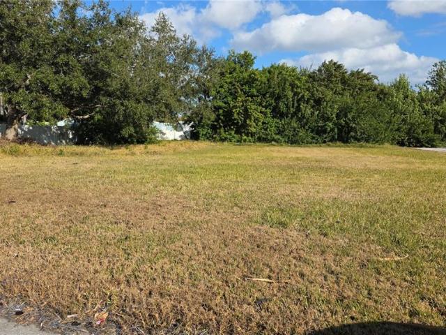 6740 Park St S, South Pasadena, FL 33707 | MLS #TB8472 | Compass