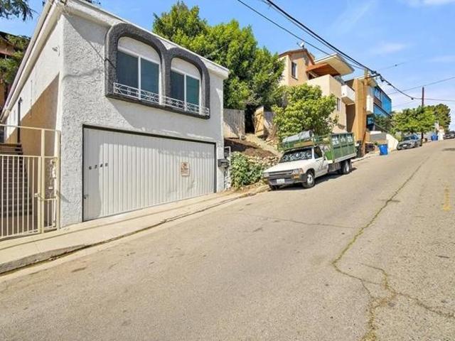 6740 Woodrow Wilson Dr, Los Angeles, CA 90068