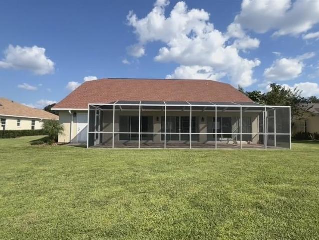 6741 Northlake Dr, Zephyrhills, FL 33542 | MLS #TB8488