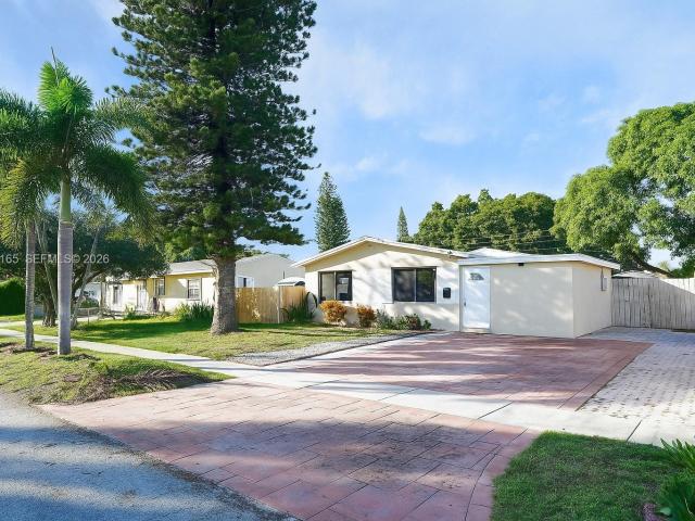6741 Coolidge St, Hollywood, FL 33024 | Compass