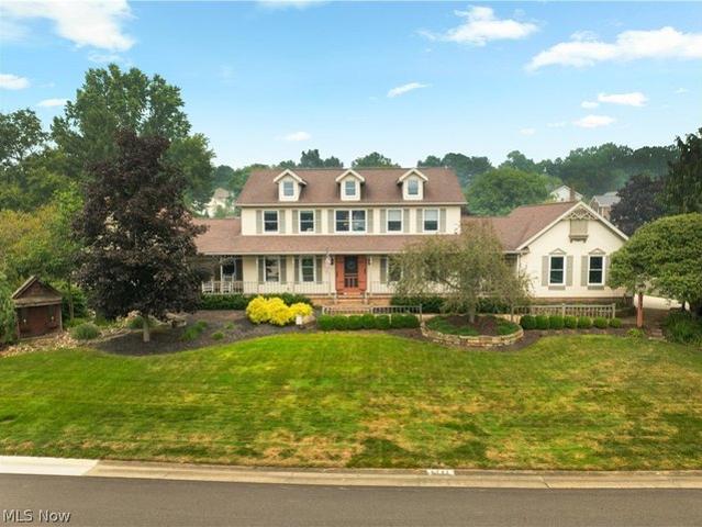 6741 Thornbriar St NW, Canton, OH 44718