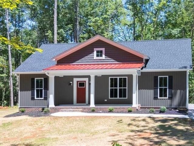 674 Briery Way Rd, Farmville, VA 23901