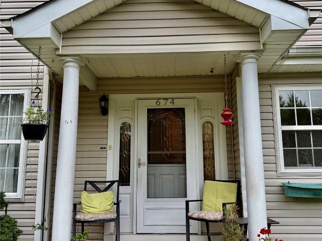 674 Flanders Road