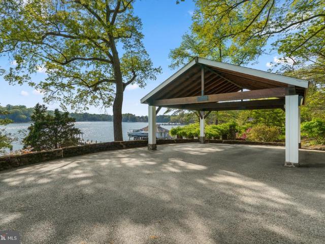 674 Hendler Road