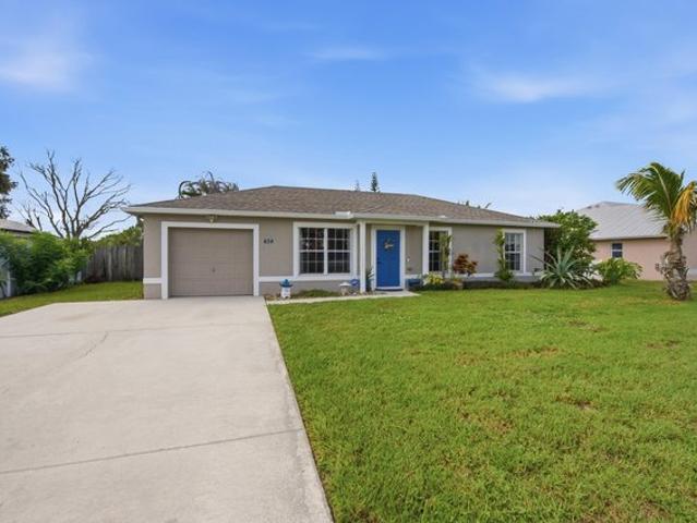 674 SW Lakehurst Dr, Port Saint Lucie, FL 34983