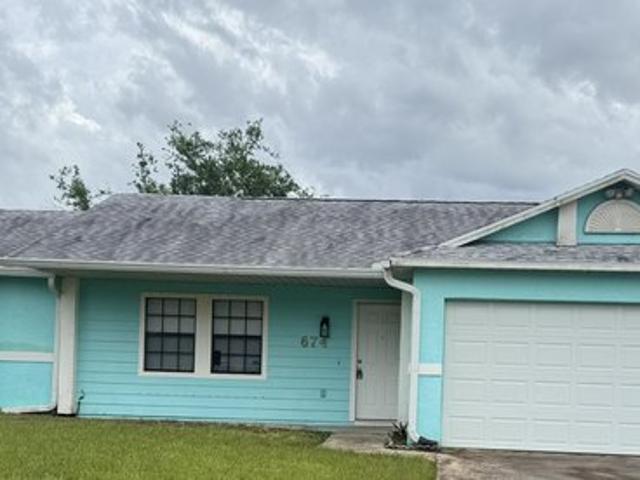 674 SW Violet Ave, Port Saint Lucie, FL 34983