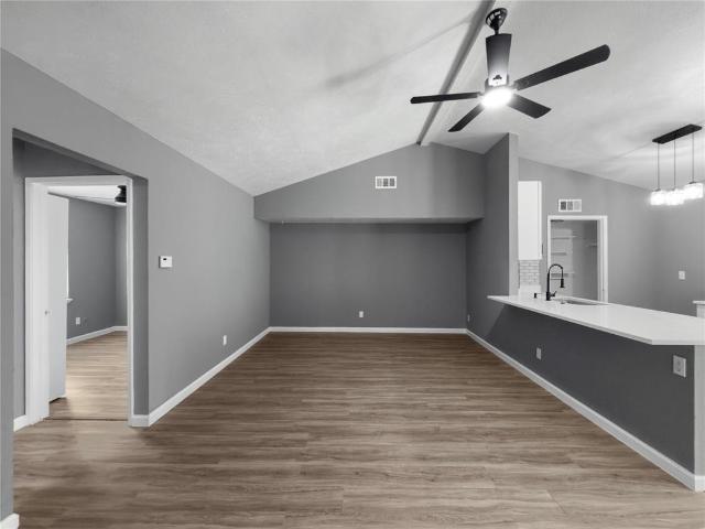 674 W Warrior Trail