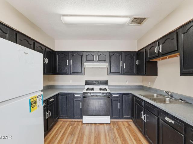 674 W Ramos Drive