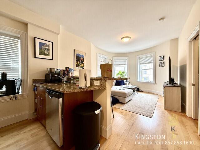 674 Washington St 1 bed, 1 full bath