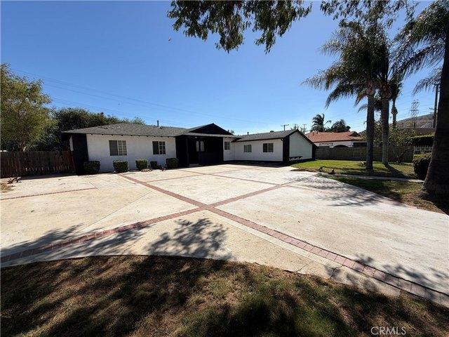 6754 Karen Ln, Jurupa Valley, CA 92509