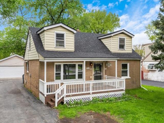 6754 S 78th Ave, Bridgeview, IL 60455