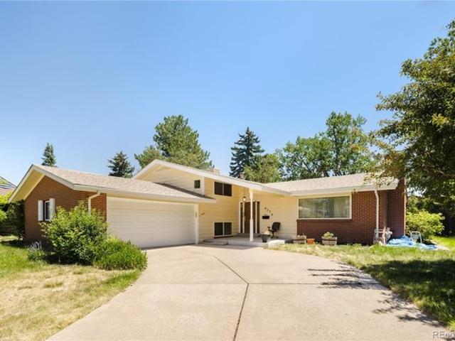6754 S Detroit Cir, Centennial, CO 80122